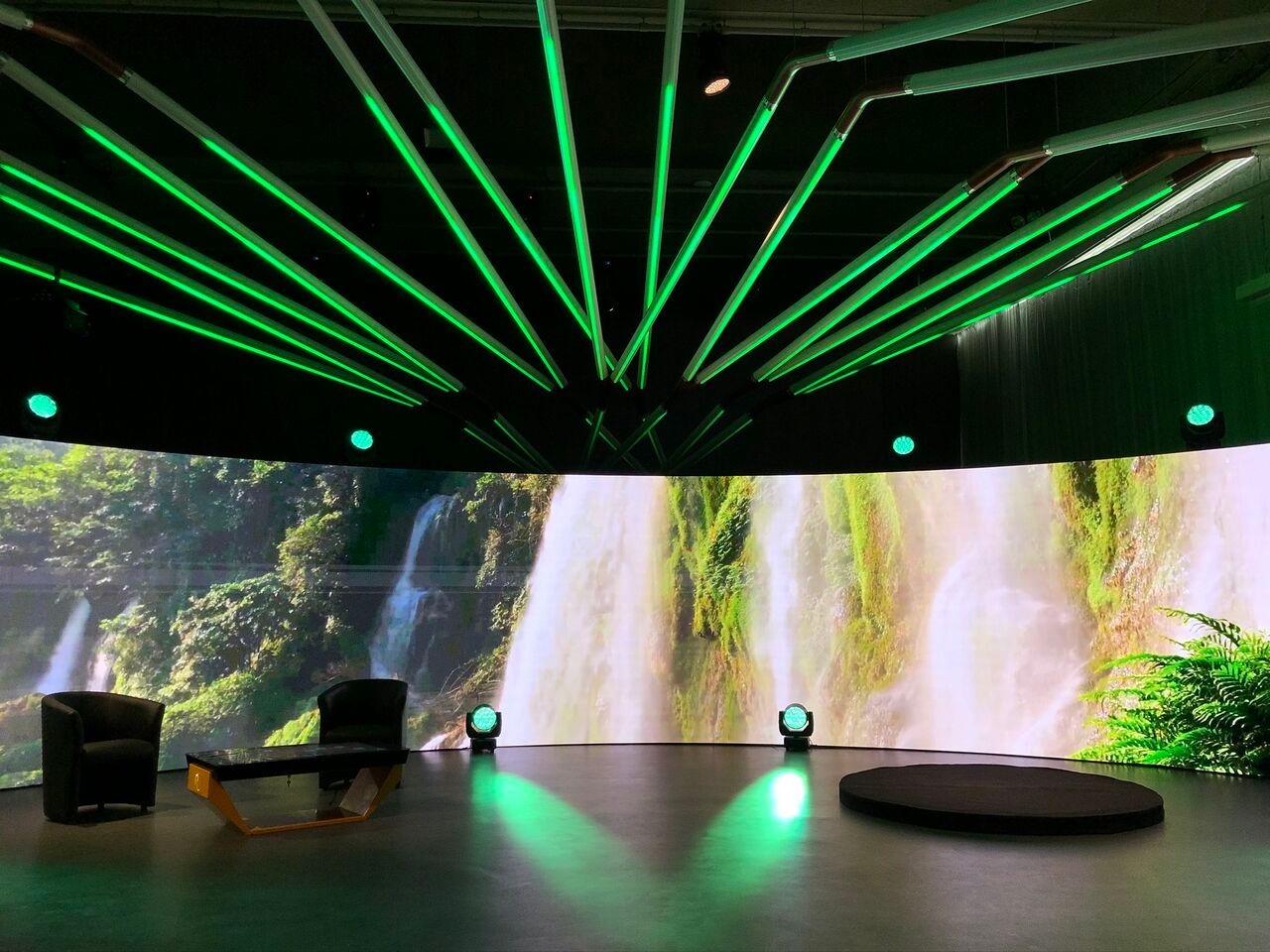 Des plateaux TV pour assurer la captation vidéo de votre événement digital