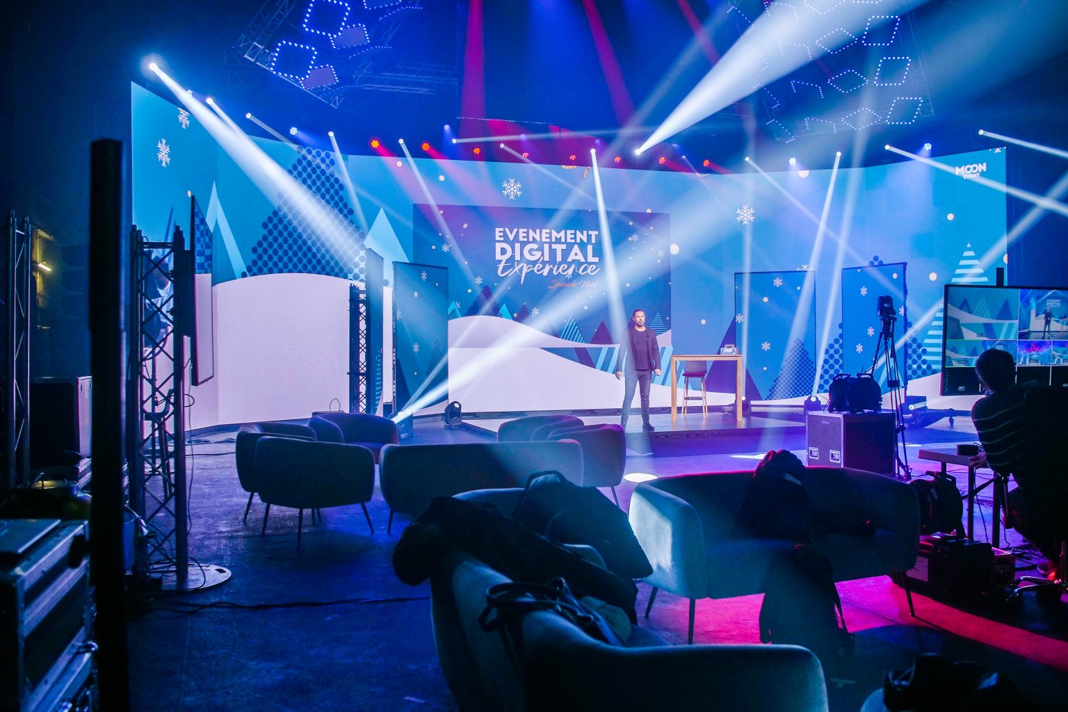 Des plateaux TV pour assurer la captation vidéo de votre événement digital